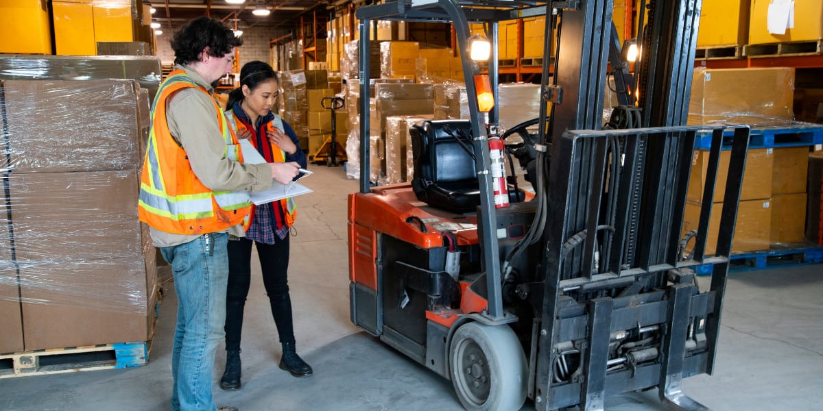 4 Ultimate Forklift Safety Tips - SynTech